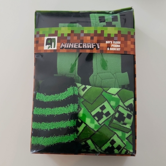 Primark | Pajamas | Nwt Boys Minecraft Fleece Pajama Sock Set | Poshmark